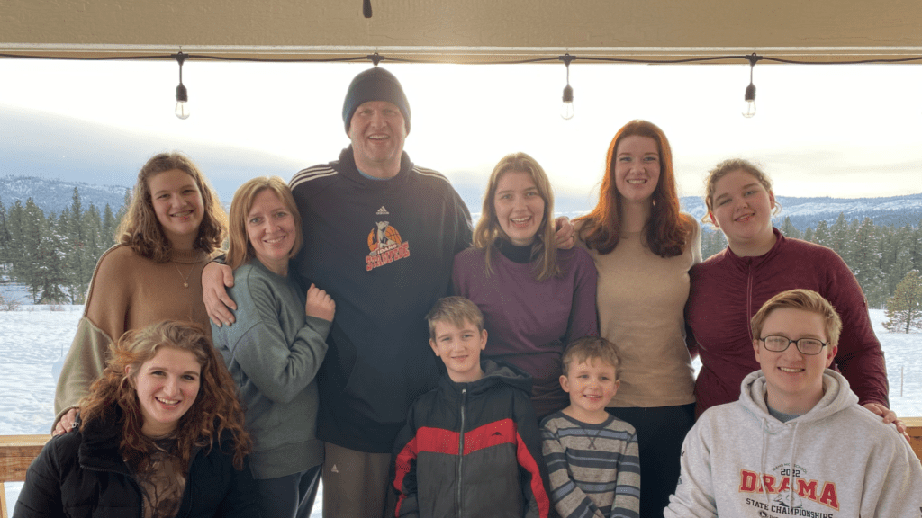 About Us | Connect And Conquer